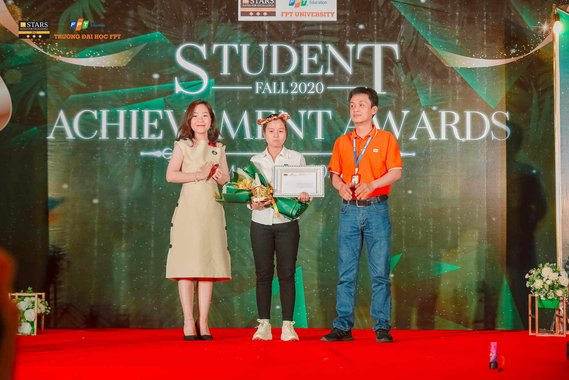 Lê Thị Hương lập “cú đúp” Cóc Vàng | Trường Đại học FPT