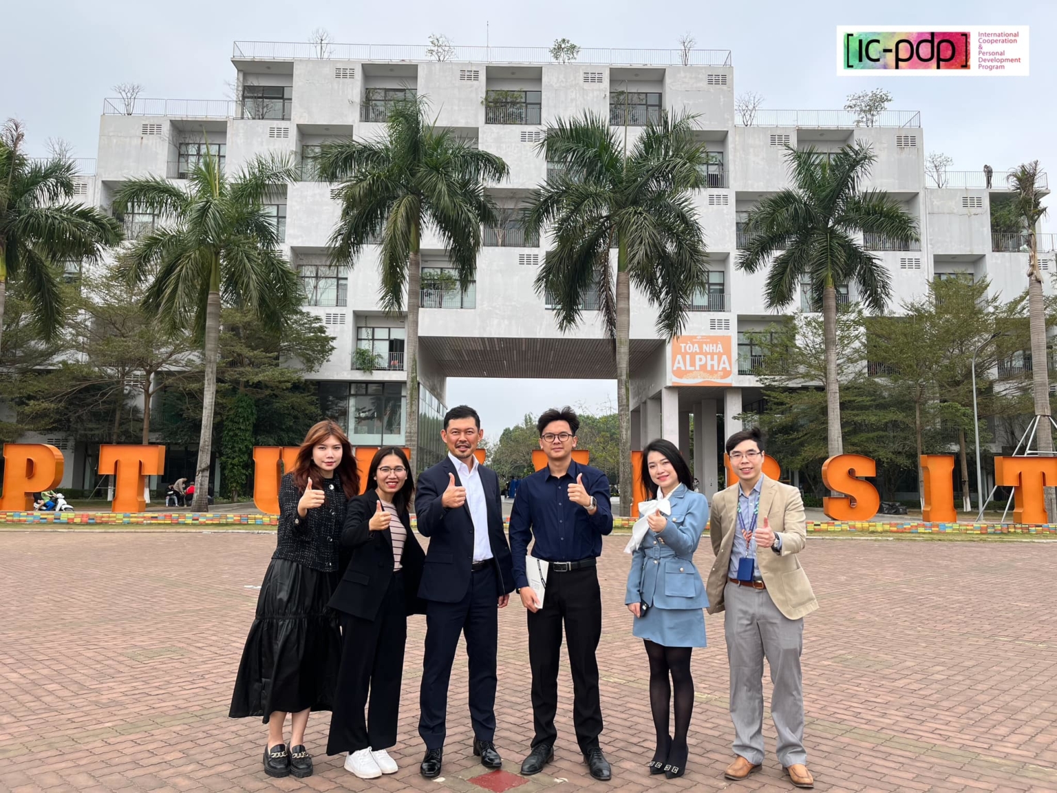 Đại học FPT tiếp đón CEO Findgate và các vị khách đến từ công ty CNTT ...