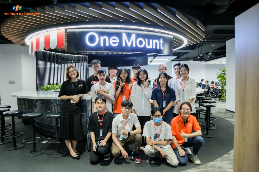 Hành trình khám phá tập đoàn One Mount của sinh viên ĐH FPT | Trường ...