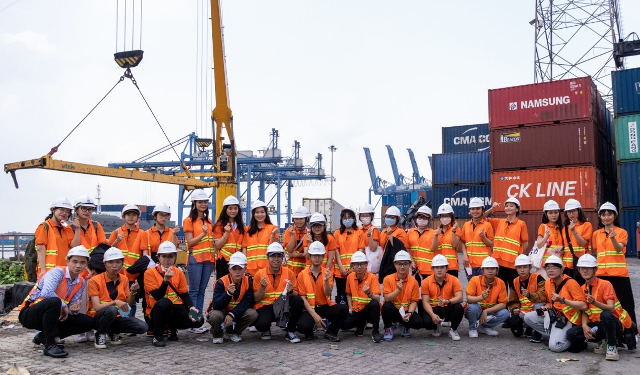 Chương trình đào tạo Logistics & Quản lý chuỗi cung ứng tại trường ĐH ...